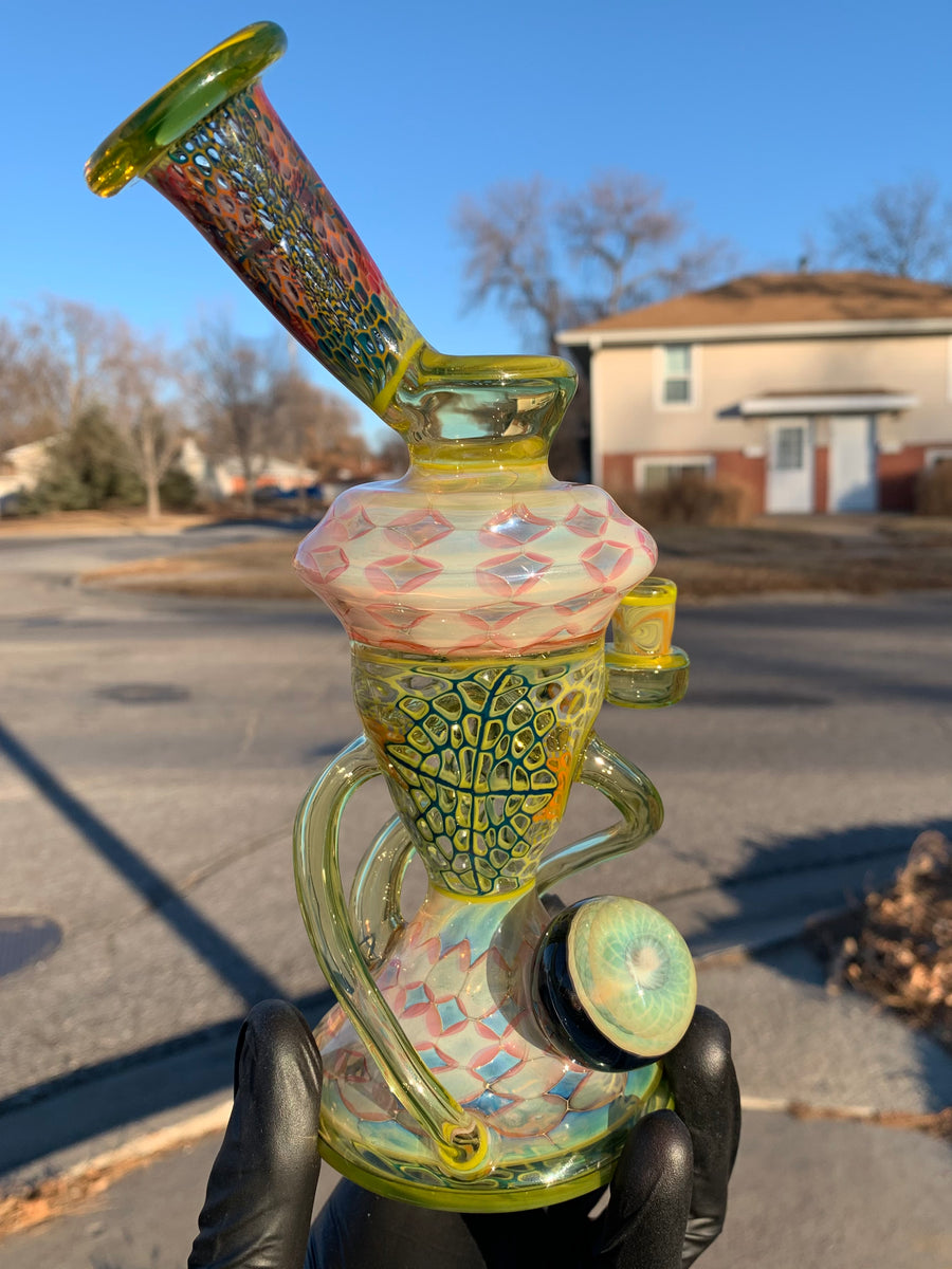 Space Cricket Glass x Zm Glass Klein Citrine (UV) – The Highest Cloud ...